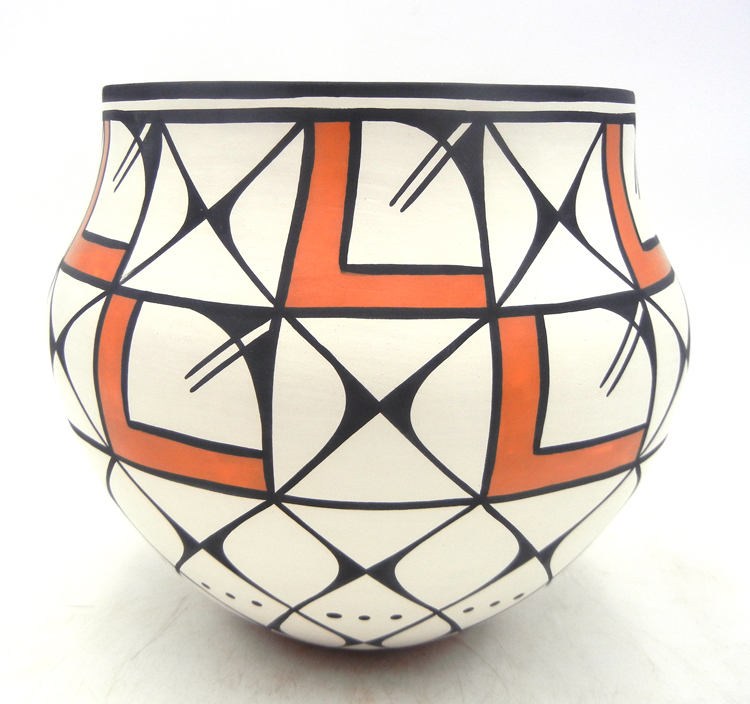 Native American Pottery Designs & Styles - Palms Trading Company