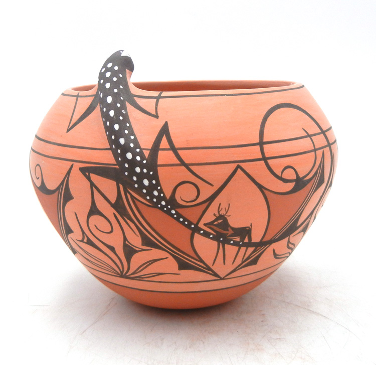 Native American Pottery Designs & Styles - Palms Trading Company