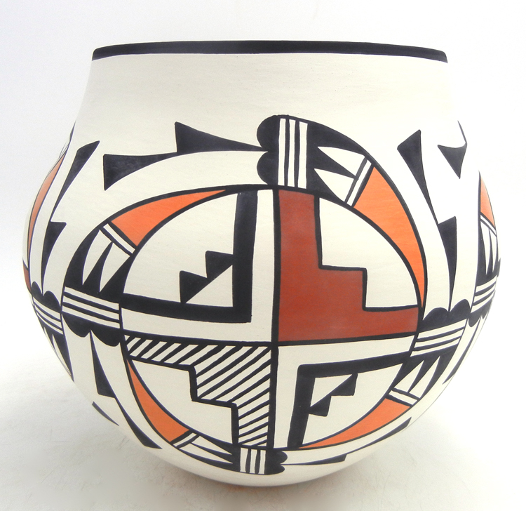 Acoma Pueblo Pottery | Native American Acoma Pottery