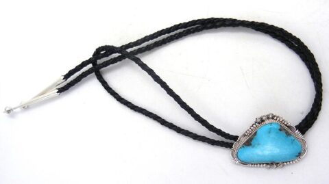 How to Properly Wear a Bolo Tie for Any Occasion
