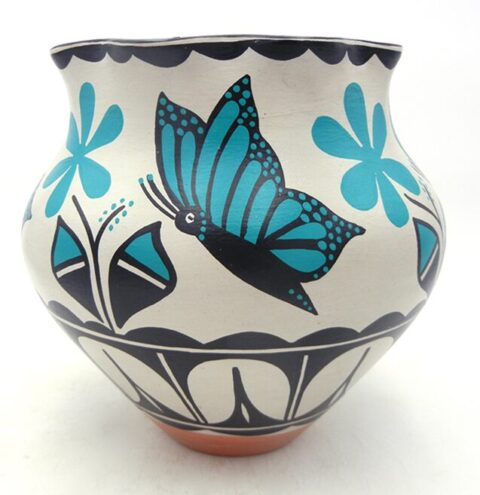 Find Out How Pueblo Pottery Is Made: Tradition & Symbolism