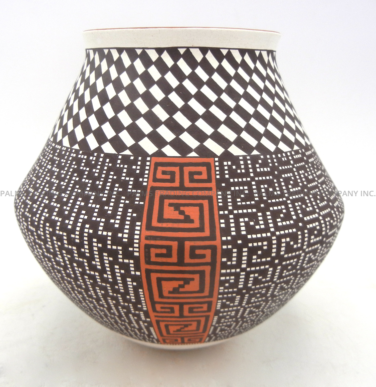 Native American Handmade Pottery & Artwork