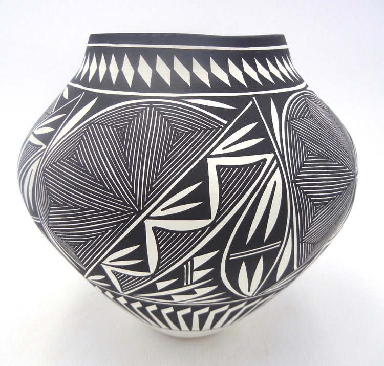 Acoma Storytellers - Palms Trading Company